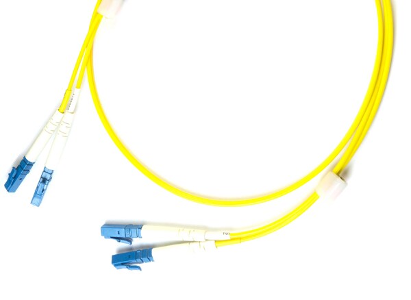 Traceable Patch Cords - Amphenol Fiber Optics | Mouser