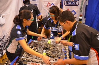 Mouser Electronics Empowers Student Innovation with FIRST Robotics Regional Sponsorship 대한민국